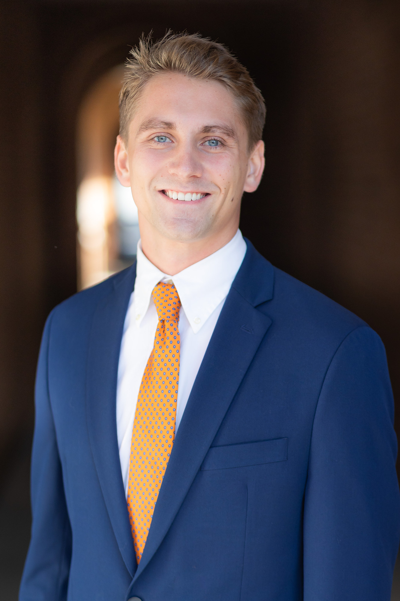 Ethan Binnix | MacKenzie Commercial Real Estate